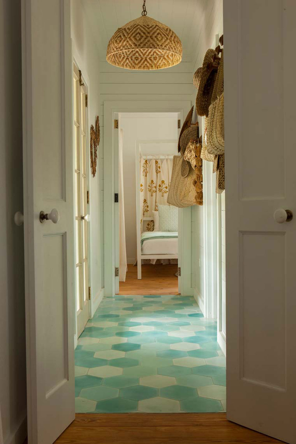 Mini Salt Box Cottage | FGS DesignFGS Design